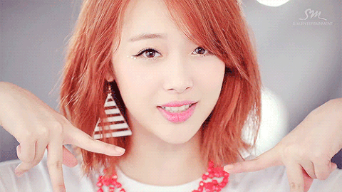 Look at her hair dear god GIF - Find on GIFER