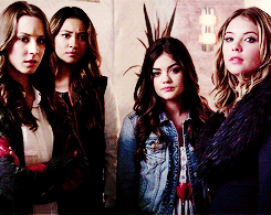 Pretty little liars pll GIF - Find on GIFER