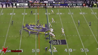 Quarterback GIF - Find on GIFER