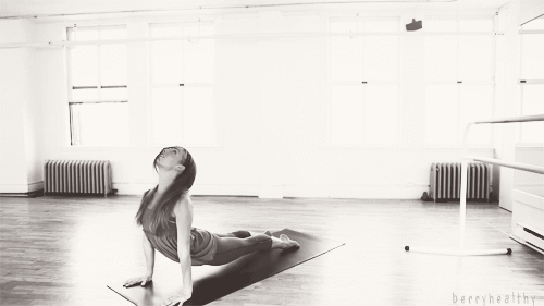 Sports girl GIF - Find on GIFER