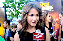 Crowd goes wild GIF - Find on GIFER