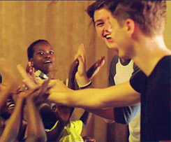 Gif De Reacción De Alivio Tigo Lanza GOin El Acelerador De Negocios