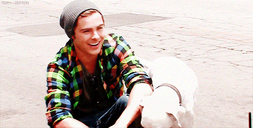 Zac efron GIF - Find on GIFER
