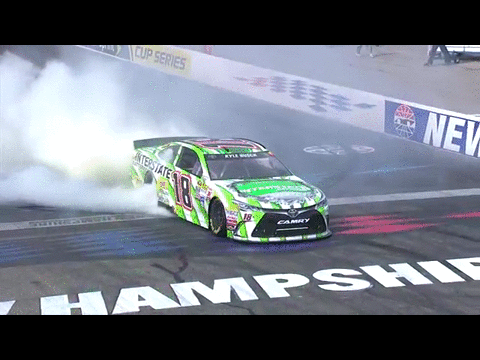 Kyle busch GIF - Find on GIFER