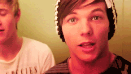 One direction s GIF - Find on GIFER