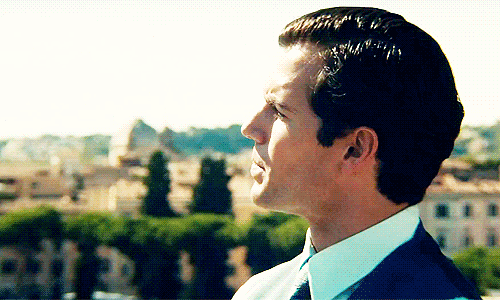 El agente de cipol operacion uncle henry cavill GIF - Encontrar en GIFER