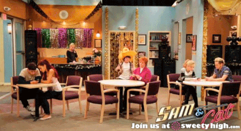 Sam And Cat Set