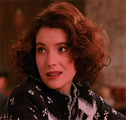 GIF twin peaks audrey horne donna hayward - animated GIF on GIFER