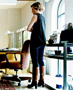 Ignore GIF - Find on GIFER