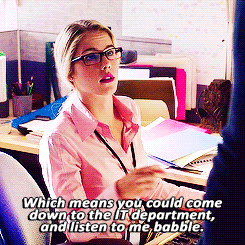 GIF felicity smoak - animated GIF on GIFER