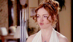 Rose mcgowan charmed paige matthews GIF - Find on GIFER