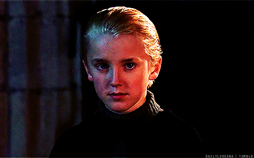 Gif De Abrazo De Benedict Cumberbatch Un Nuevo Detrás De Cámaras De