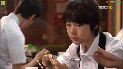 Gong yoo GIF - Find on GIFER
