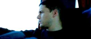 Michael scofield GIF - Find on GIFER