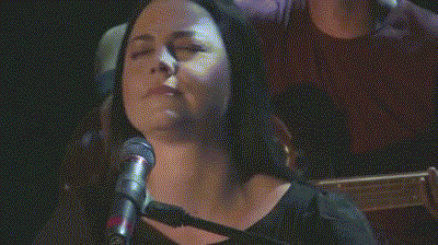 GIF amy lee - animated GIF on GIFER