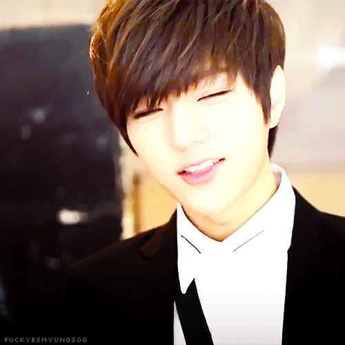 GIF kim - animated GIF on GIFER