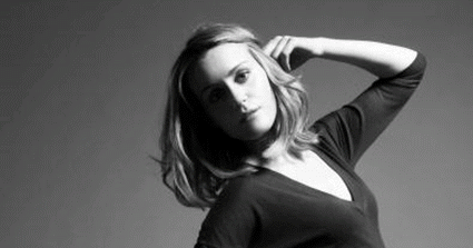 Taylor schilling GIF - Find on GIFER