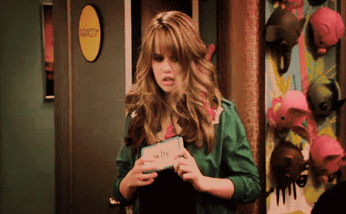Jessie GIF - Find on GIFER