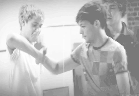 One direction GIF - Find on GIFER