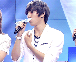 GIF just saying - animated GIF on GIFER