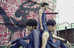 GIF infinite - animated GIF on GIFER