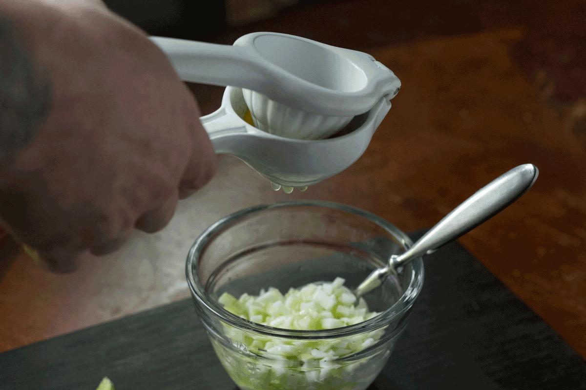 Unscrew GIF - Find on GIFER