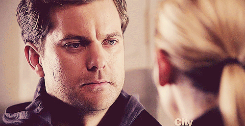 Reblog fringe s5 GIF - Find on GIFER