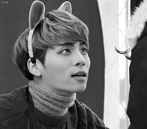 Gong yoo GIF - Find on GIFER