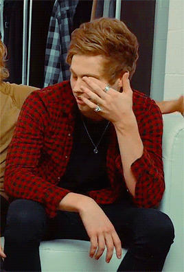 Vevo GIF - Find on GIFER