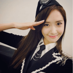 Im yoona GIF - Find on GIFER