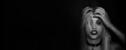 Taylor momsen the pretty reckless GIF - Find on GIFER