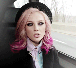 Perrie edwards hunt perrie edwards GIF - Find on GIFER
