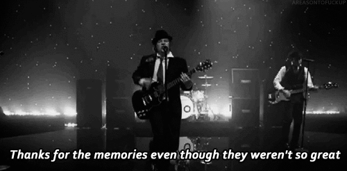 GIF gone girl - animated GIF on GIFER