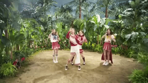 Red velvet kpop GIF - Find on GIFER
