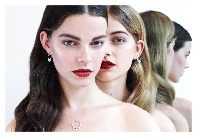 GIF mirror mirror - animated GIF on GIFER