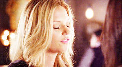 Queen victoria GIF - Find on GIFER