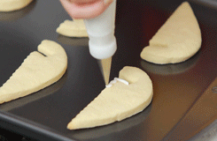 GIF whipped cream - animated GIF on GIFER