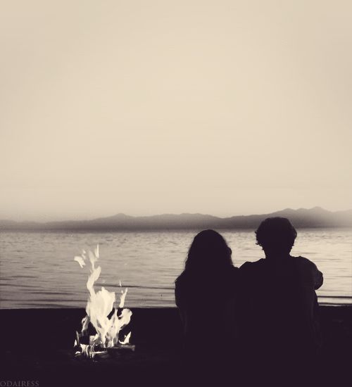 Discussion GIF - Find on GIFER