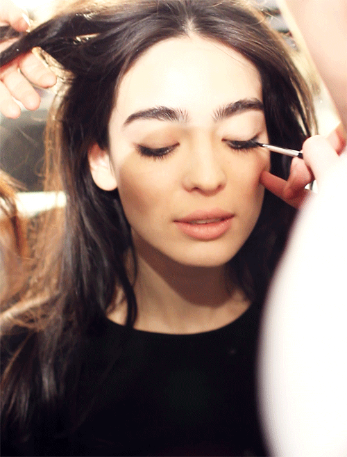 Sam cannon cristina piccone rebecca minkoff GIF - Encontrar en GIFER