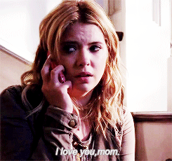 Pretty little liars pll hanna marin GIF - Find on GIFER