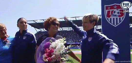 Uswnt megan rapinoe GIF - Find on GIFER