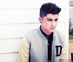 Gif De Zayn Malik Llorando En Africa Zayn Malik Crying GIFs | Tenor