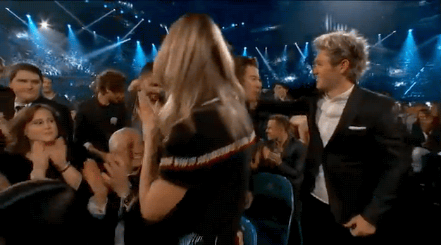 GIF one direction bbmas 2015 - animated GIF on GIFER