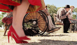 Kate winslet the dressmaker GIF - Find on GIFER