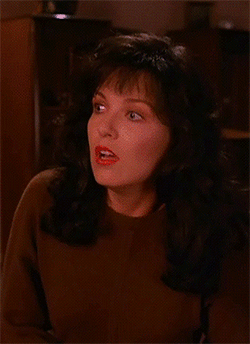 Twin peaks bob maddy ferguson GIF - Find on GIFER
