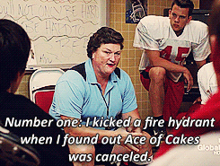 Glee h coach beiste shannon beiste GIF - Find on GIFER