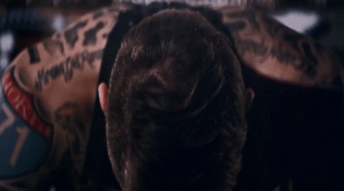 GIF machine gun kelly - GIF animé sur GIFER