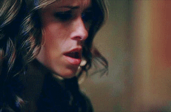 Jennifer love hewitt jennifer love hewitt s gh GIF - Find on GIFER