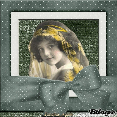 Portrait GIF - Find on GIFER