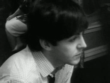 GIF amanda seyfried - animated GIF on GIFER